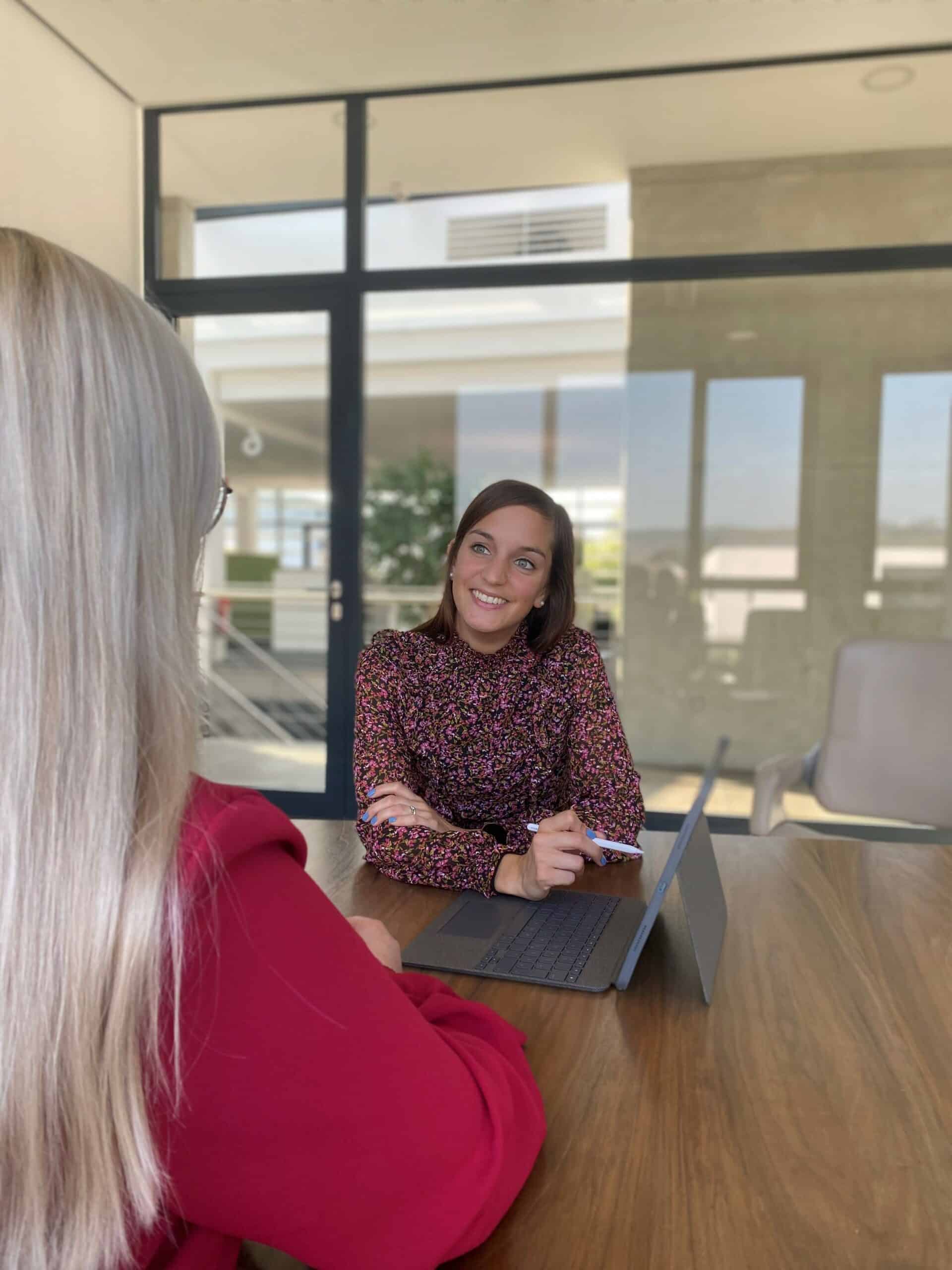 Von der dualen Studentin zur Teamleiterin - OSMAB